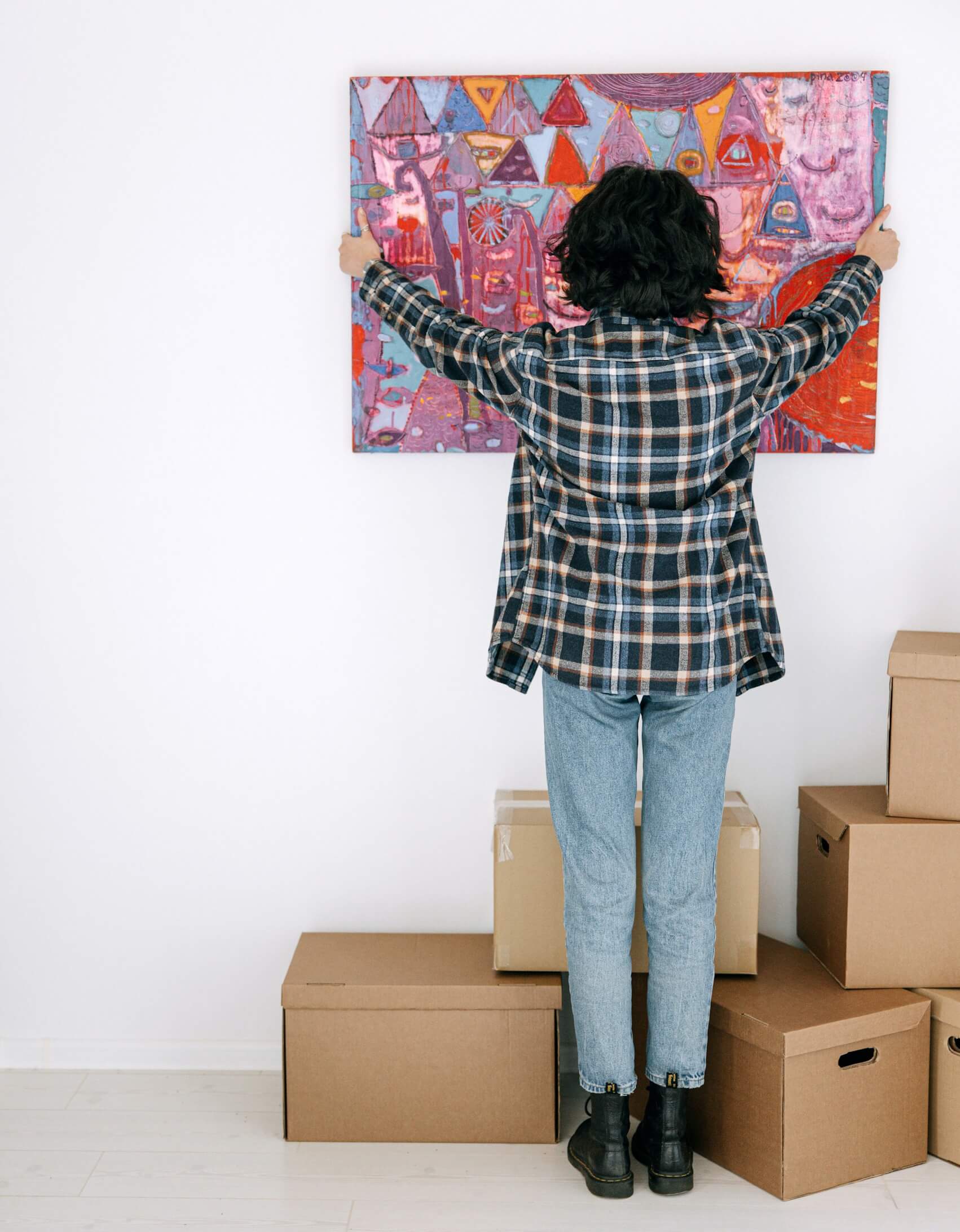 Artful Moving: Tips for Artists on Relocating Safely – SunFreeStar